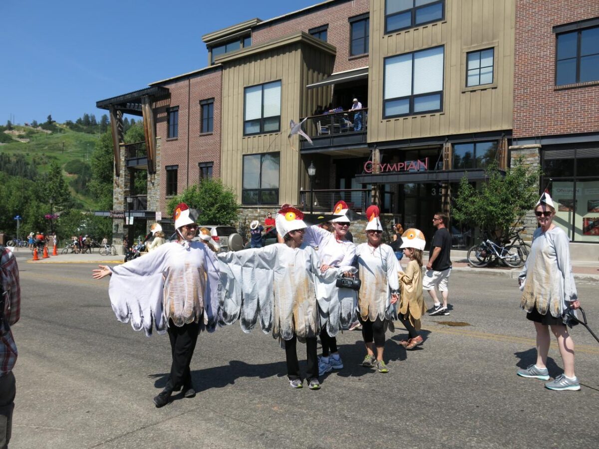 Fourth of July Parade (Gallery) – Colorado Crane Conservation Coalition